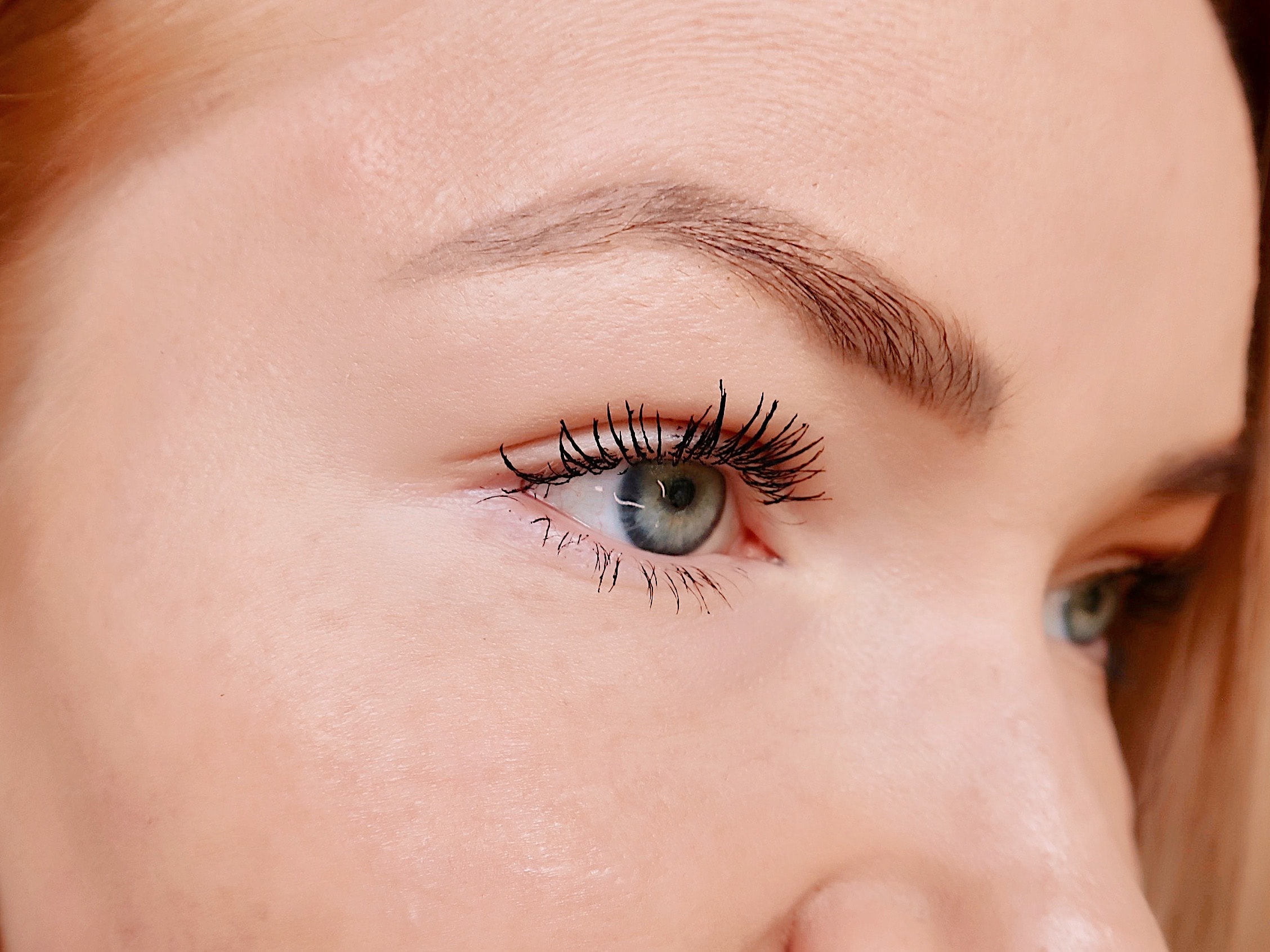 Best Mascara Showdown: Testing Out The Best Of 2020 - Chic on the Run