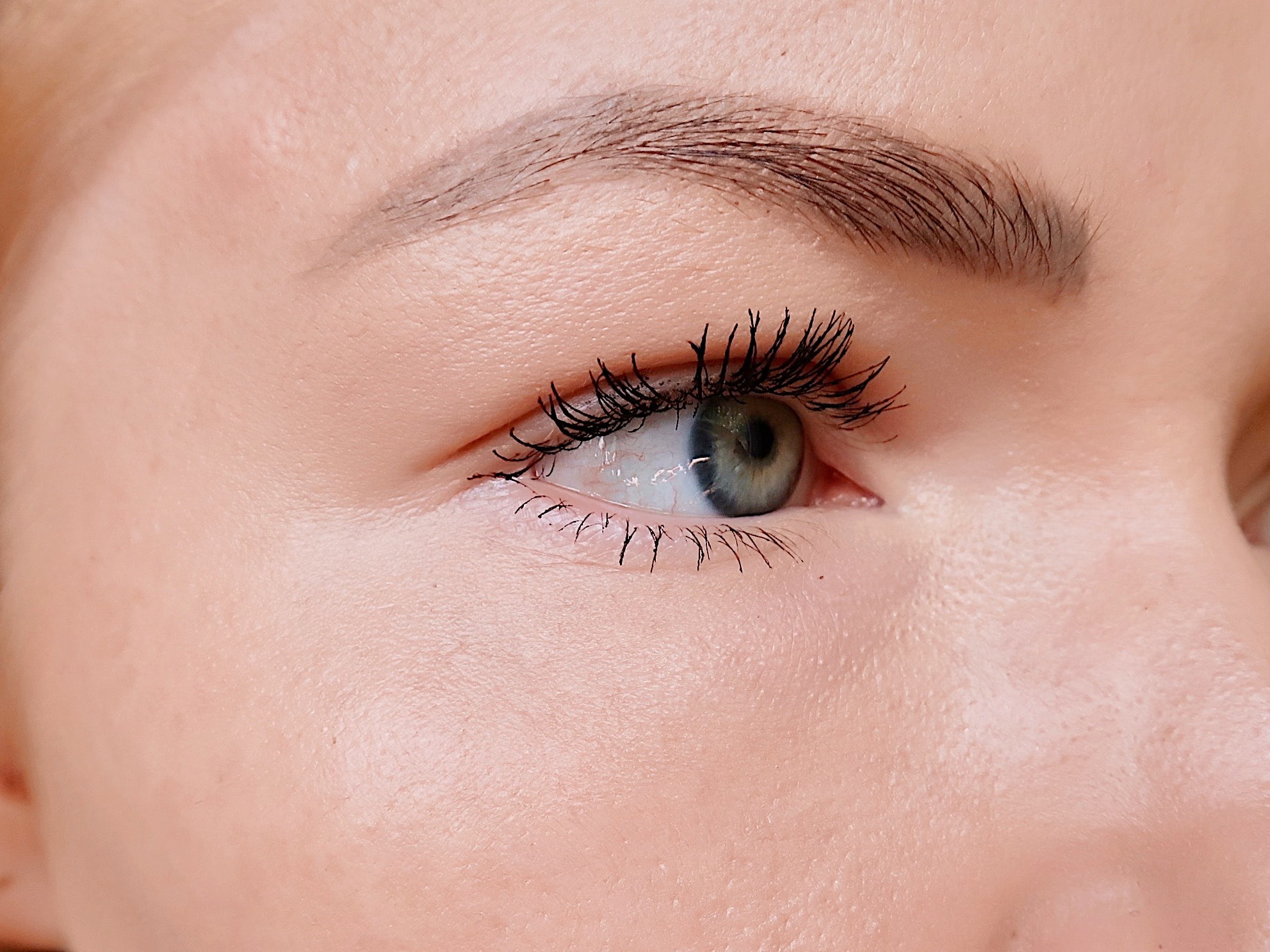 Best Mascara Showdown: Testing Out The Best Of 2020 - Chic on the Run